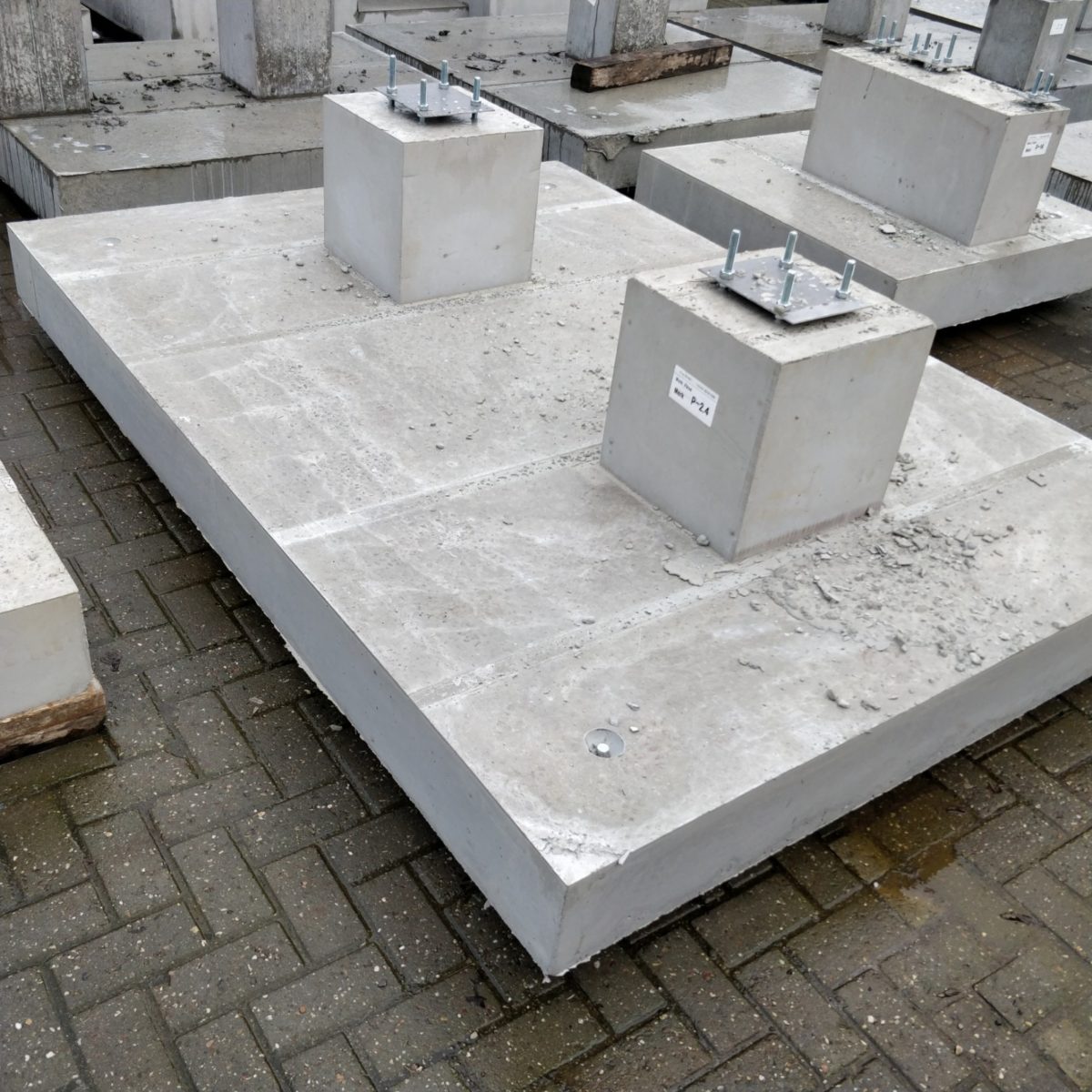 Beton poeren - Oostbeton